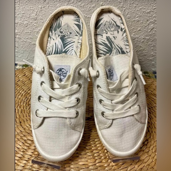 Roxy | Shoes | Roxy Bayshore Mules Easy Slide On With Soft Terry Lining ...